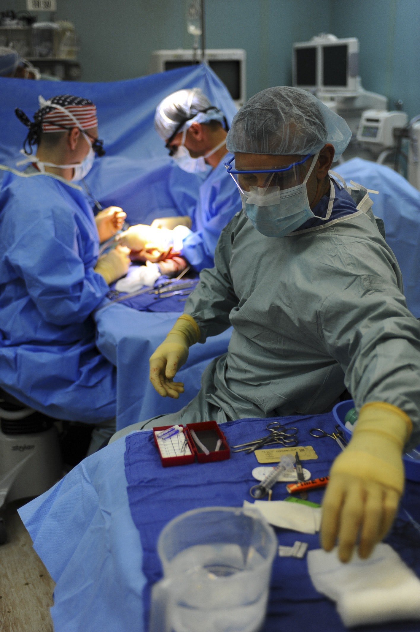 The Day in the Life of a Surgical Physician Assistant – The PA School ...